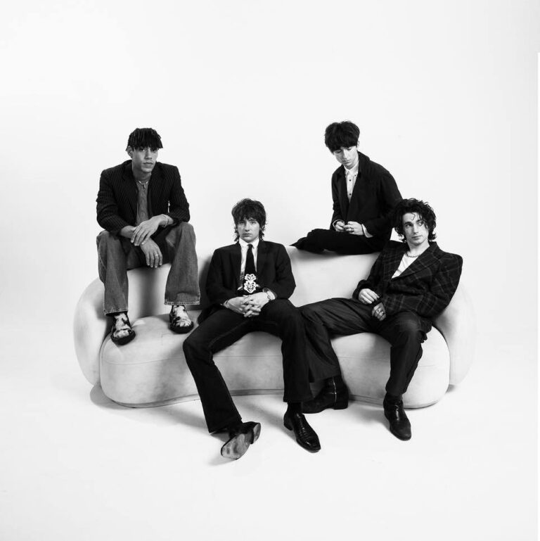 INHALER REGRESA A MÉXICO PARA PRESENTAR SU ÁLBUM CUTS & BRUISES - Puro ...