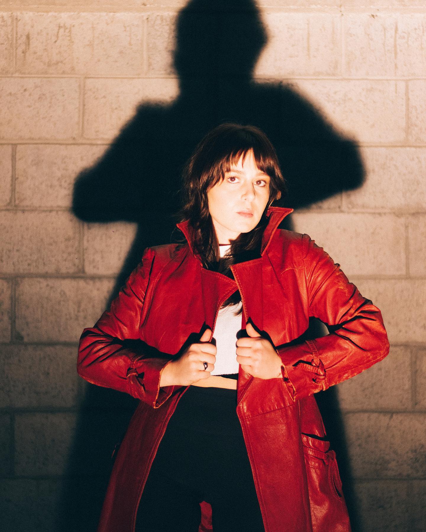 Adrianah nos presenta su nuevo single “Mándame Una Foto” - Puro Rock Puro