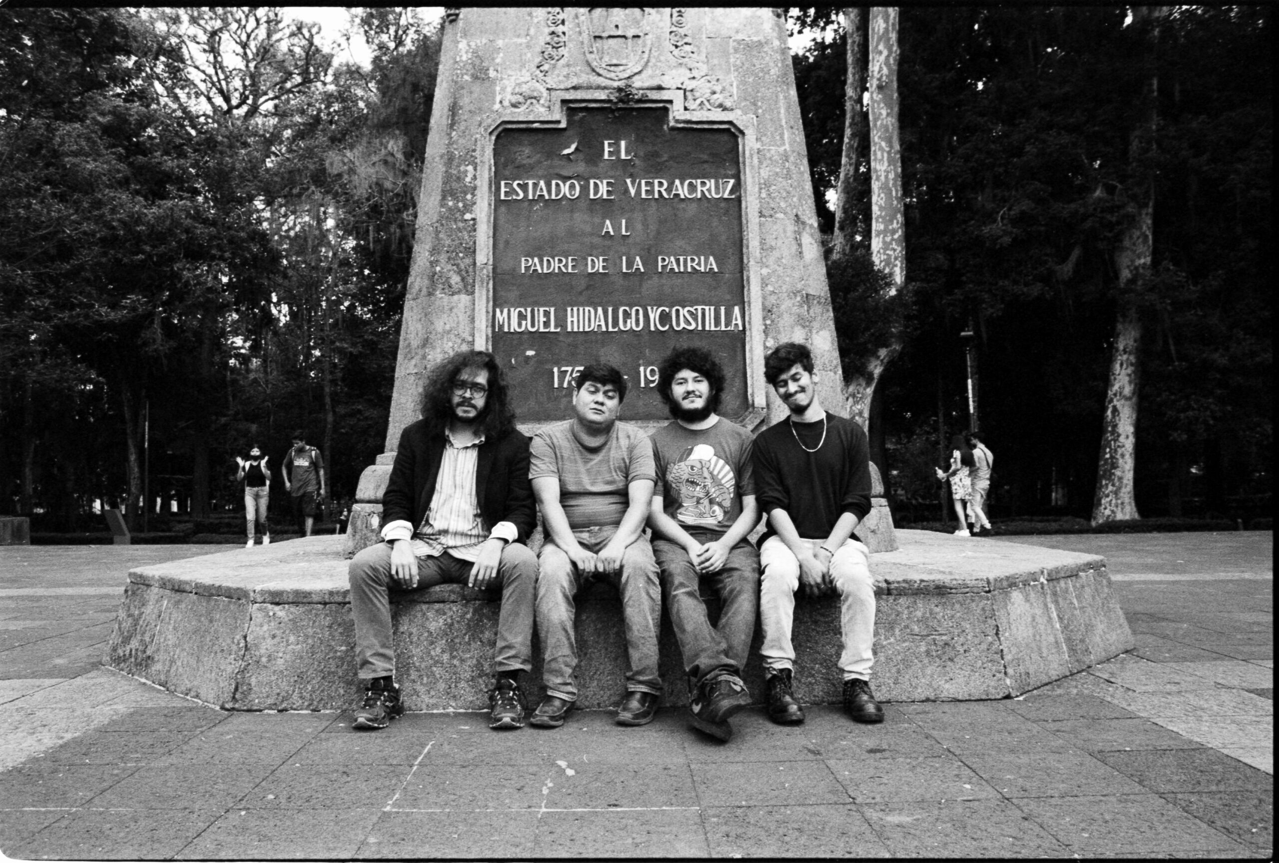 ¿A eso le llamas ROCK? – Escucha el álbum debut de Los Perdedores ...
